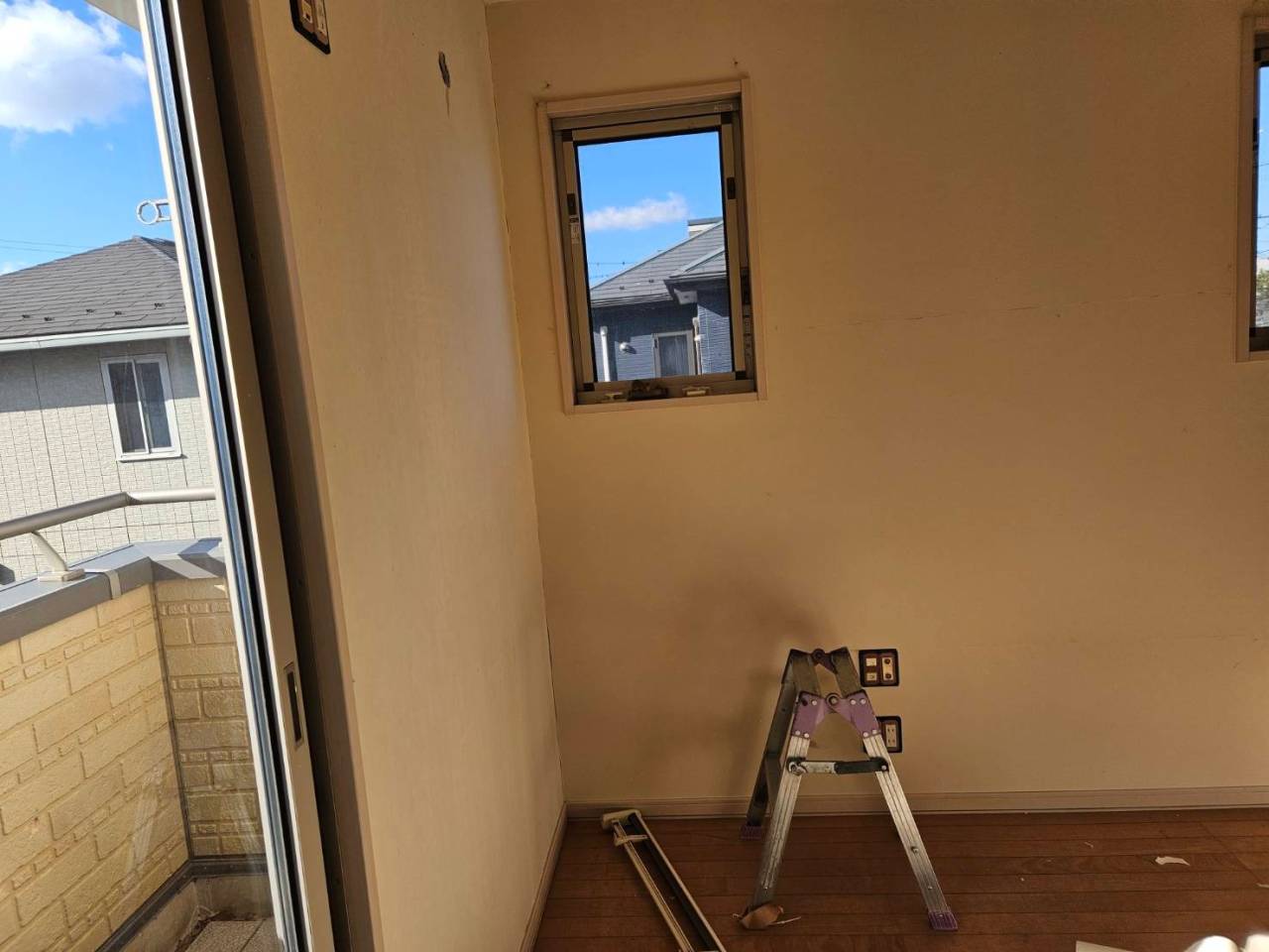 横須賀市リフォーム 内装工事（クロス張替） | 施工事例【ブログ】 | 横須賀市でリフォーム・雨漏り・屋根修理なら株式会社TKGK